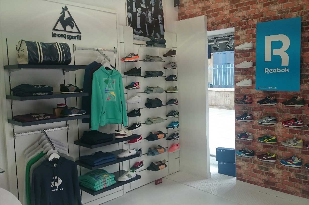 Muestrario-ropa - Agora Franquicias